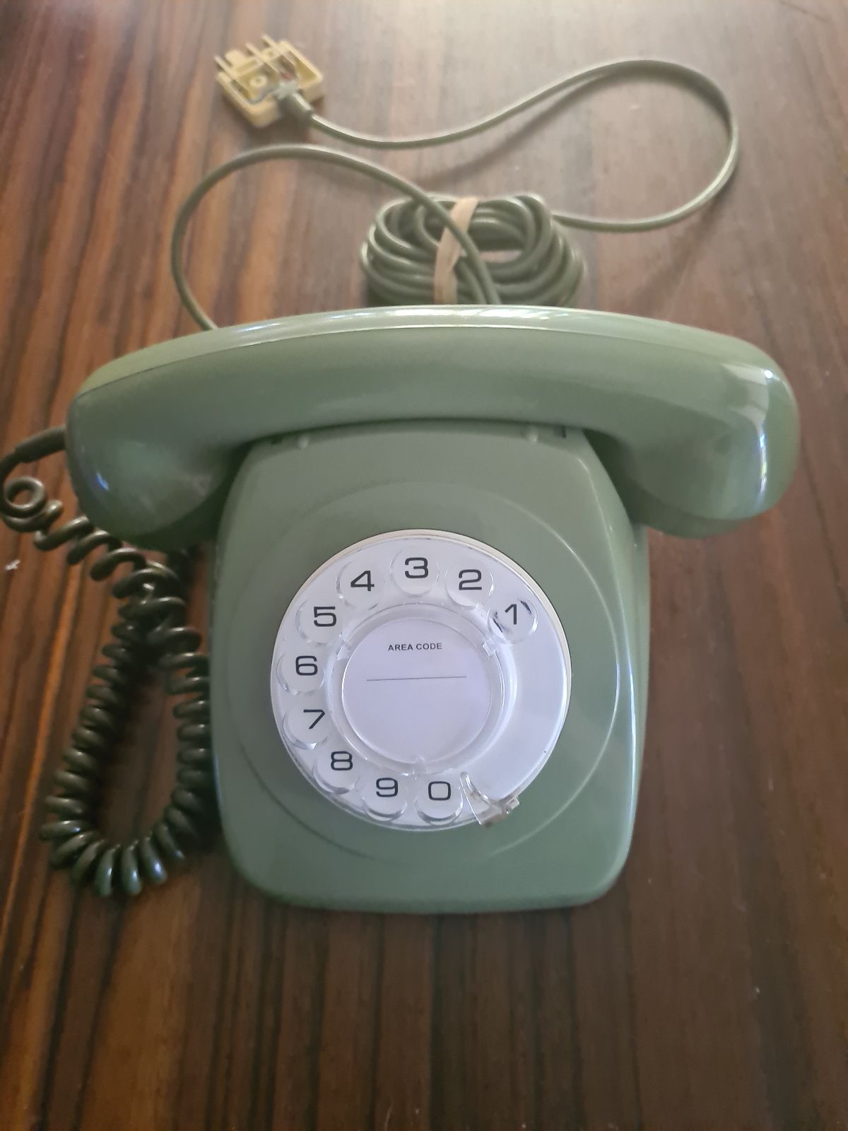 Green Restored 802 PMG/Telecom Phone NBN Ready - Old Phones Australia